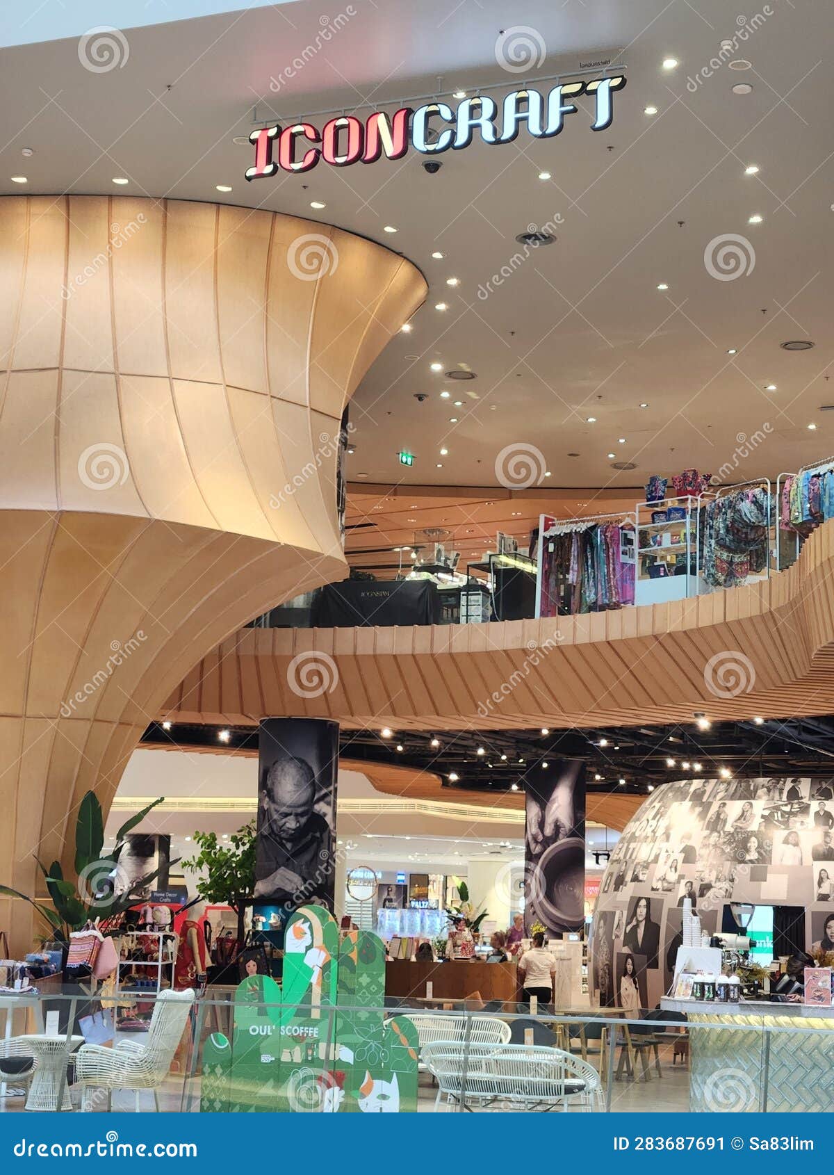 Iconsiam Luxury Mall in Bangkok Editorial Photo - Image of plaza, arena ...