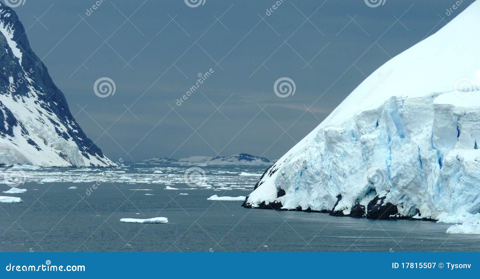 Icy Landscape in Antarctica Stock Image - Image of frigid, explorer ...