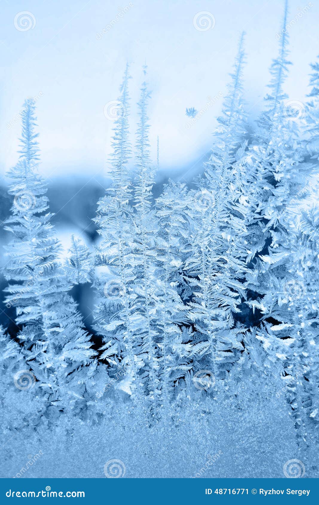 Icy pattern on glass stock image. Image of brilliant - 48716771