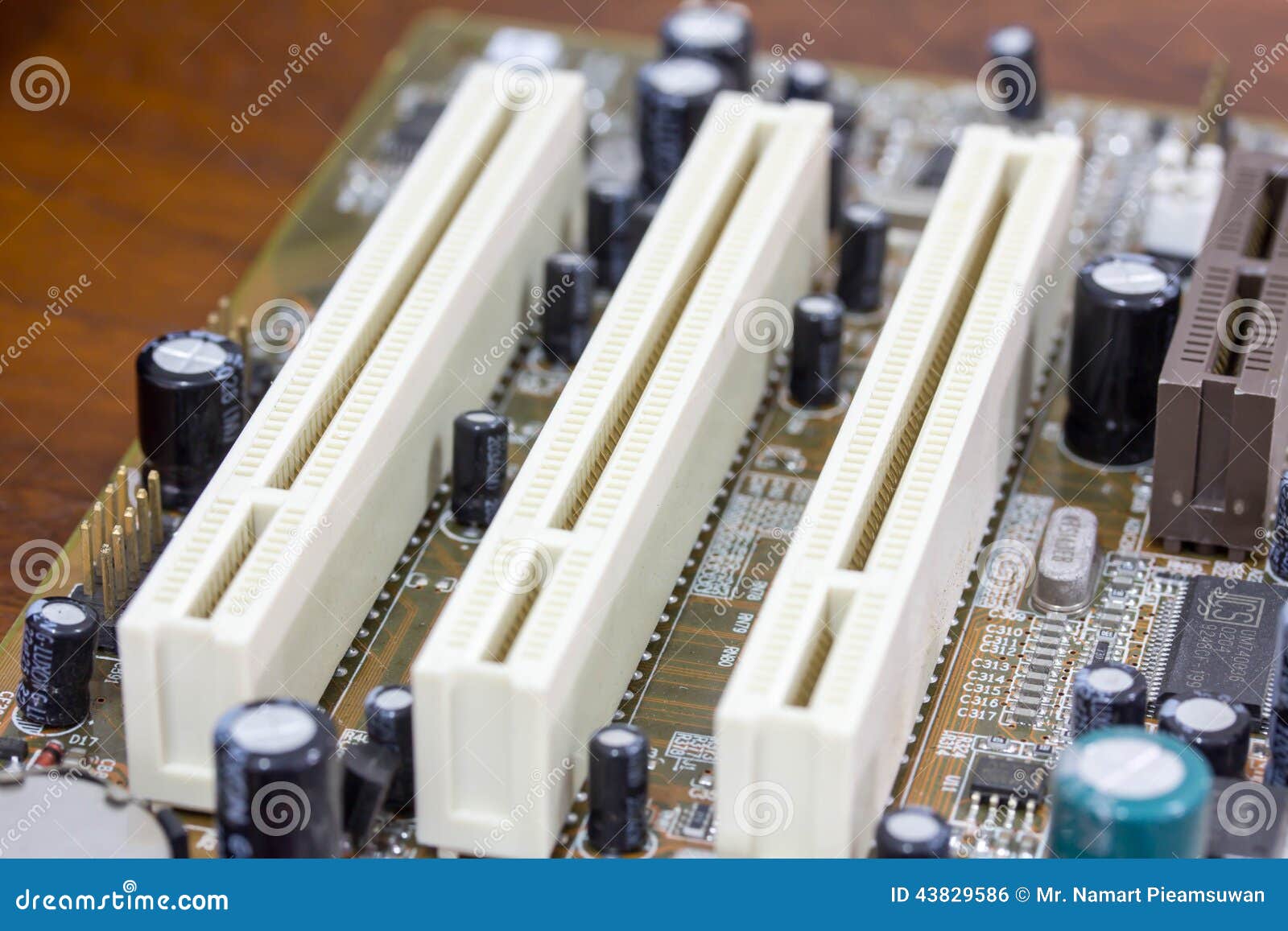 IDE Integrated Drive Electronics Photo stock - Image du processeur ...