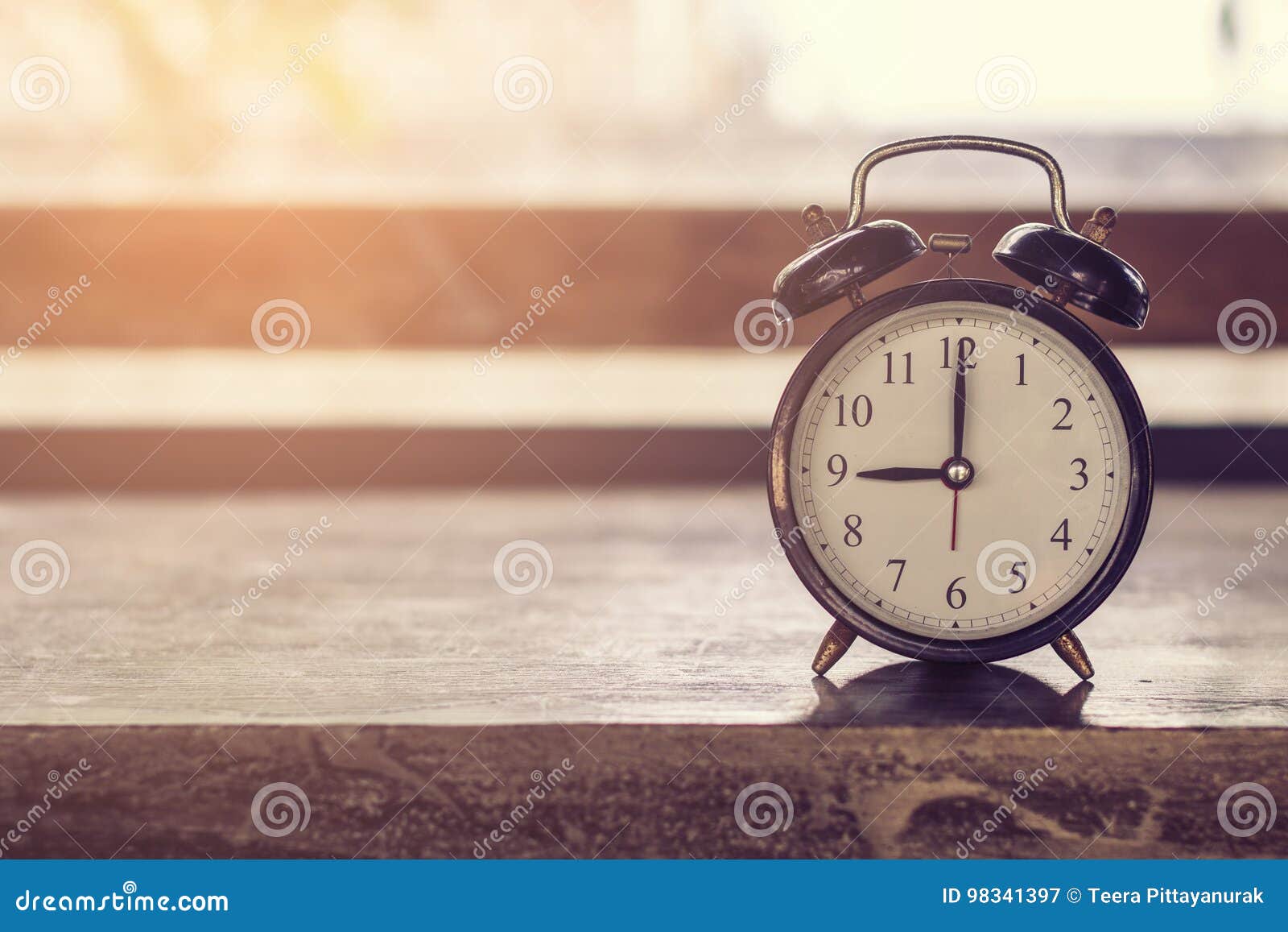 Idea 9 O`clock with Drops of Water with Golden Dawn Light Stock Image ...