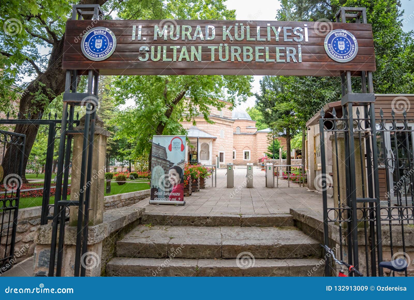 Ideia Do Complexo De Muradiye Ou Complexo De Sultan Murat II Imagem de ...