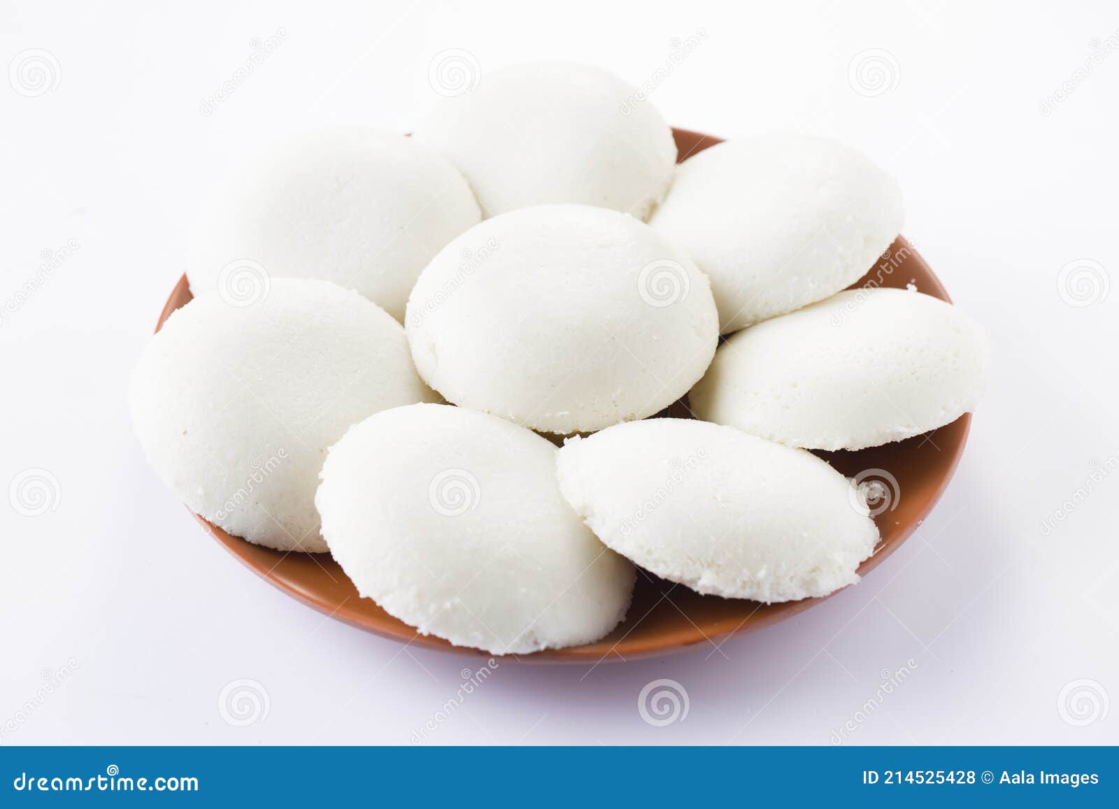 Idly or Idli with White Background Stock Photo - Image of dish, idlies ...