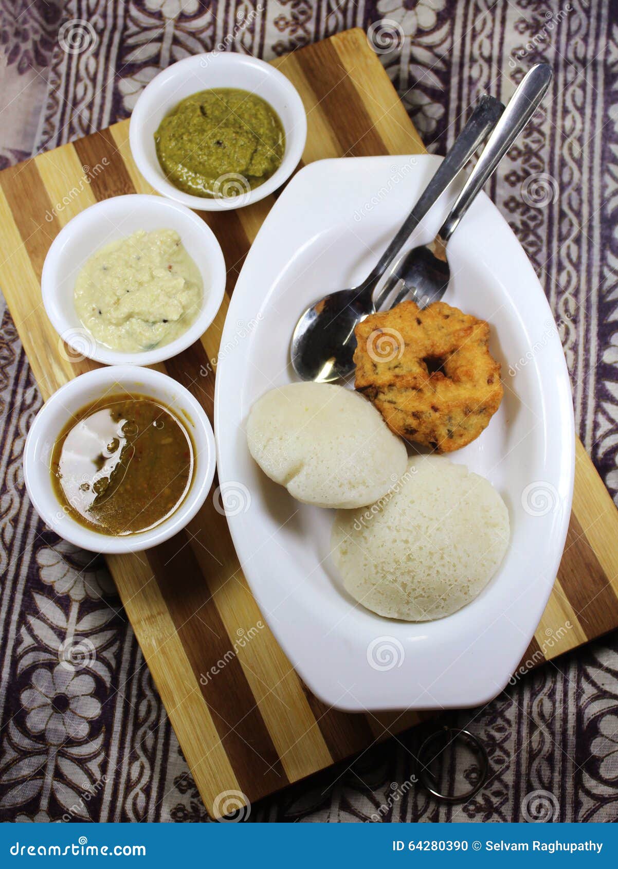 Idly vadai stock photo. Image of india, delicious, kerala - 64280390