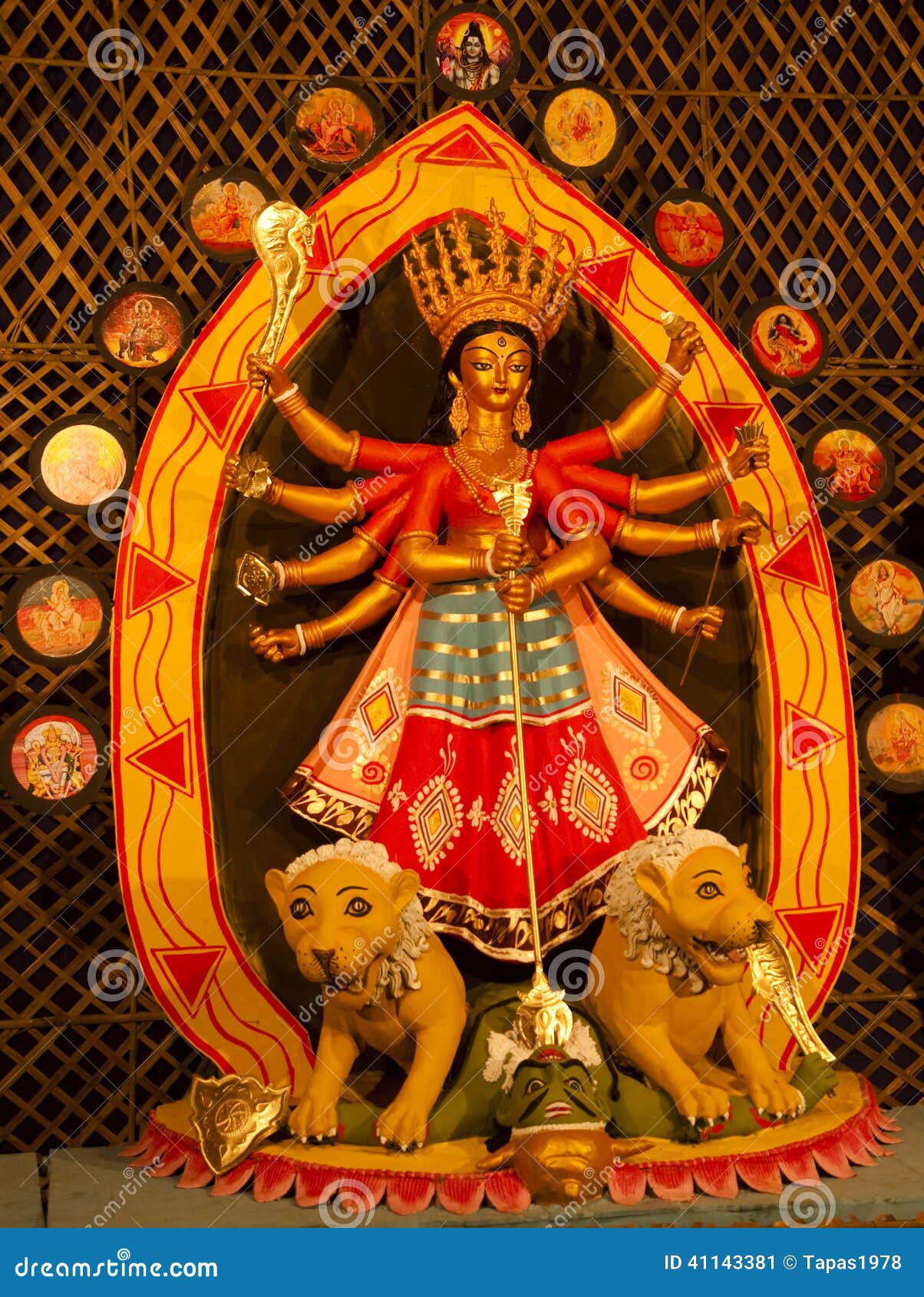 Idol of goddess Devi Durga stock image. Image of diversity - 41143381