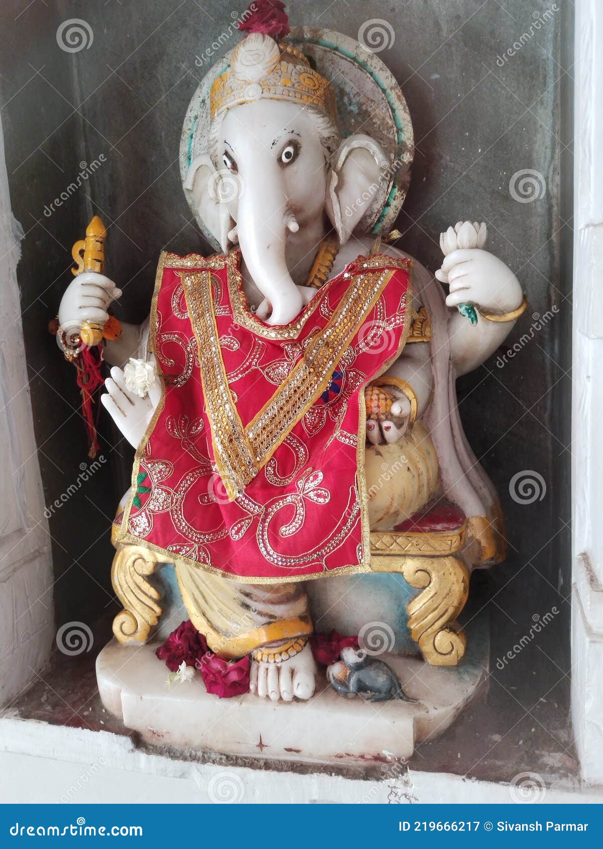 Idols of Hindu deities stock image. Image of deities - 219666217