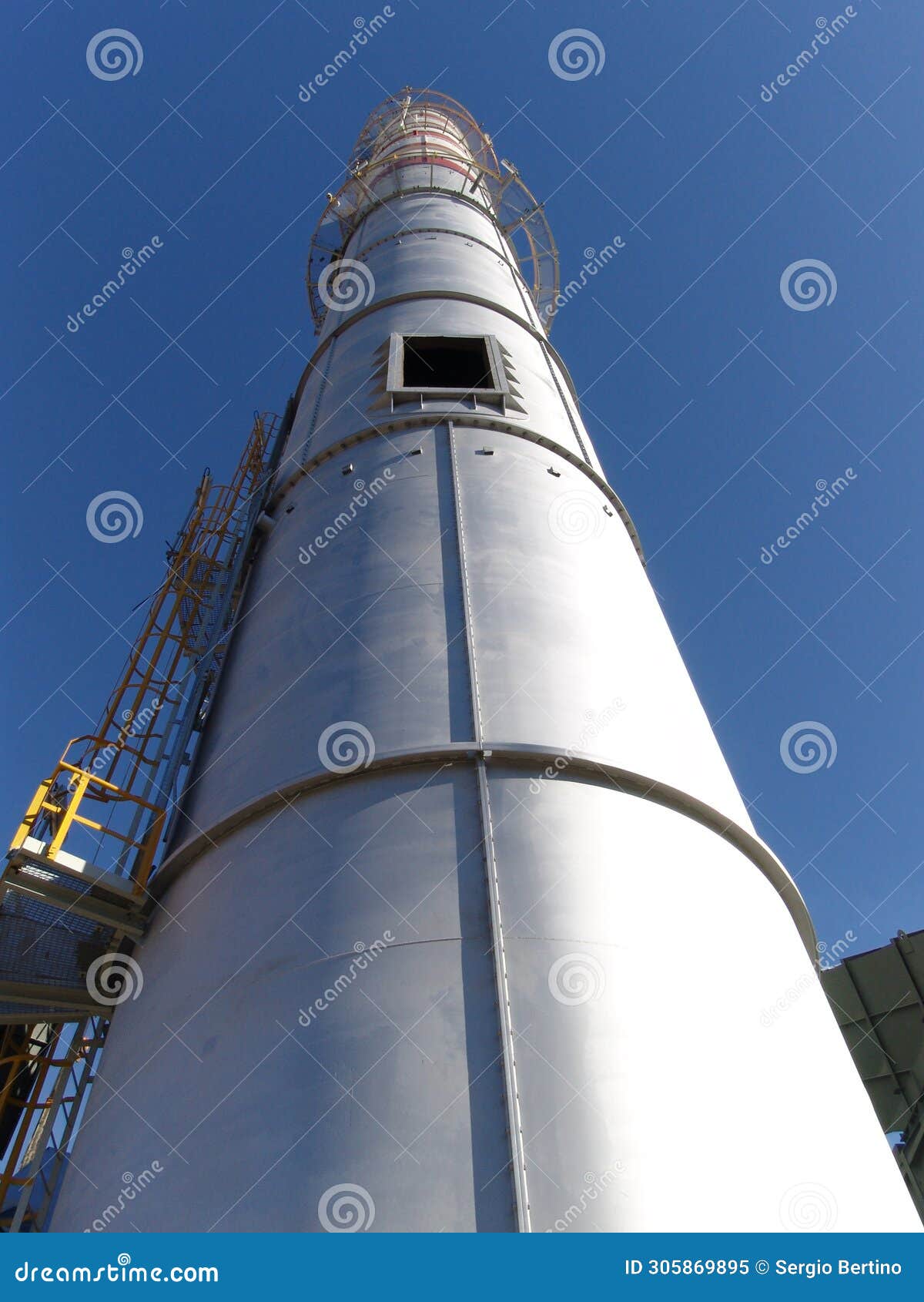 Refinery Under Construction Stock Image - Image of energy ...