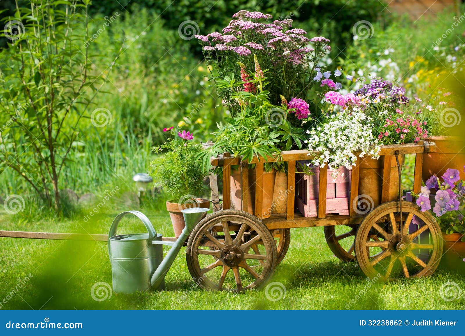 Idyllic garden stock photo. Image of gardening, formal - 32238862