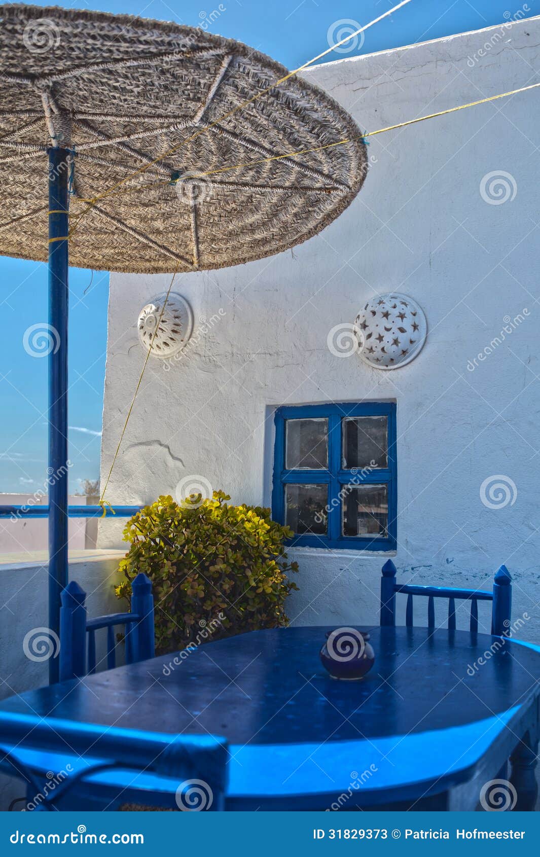 Idyllic outdoor restaurant stock image. Image of building - 31829373