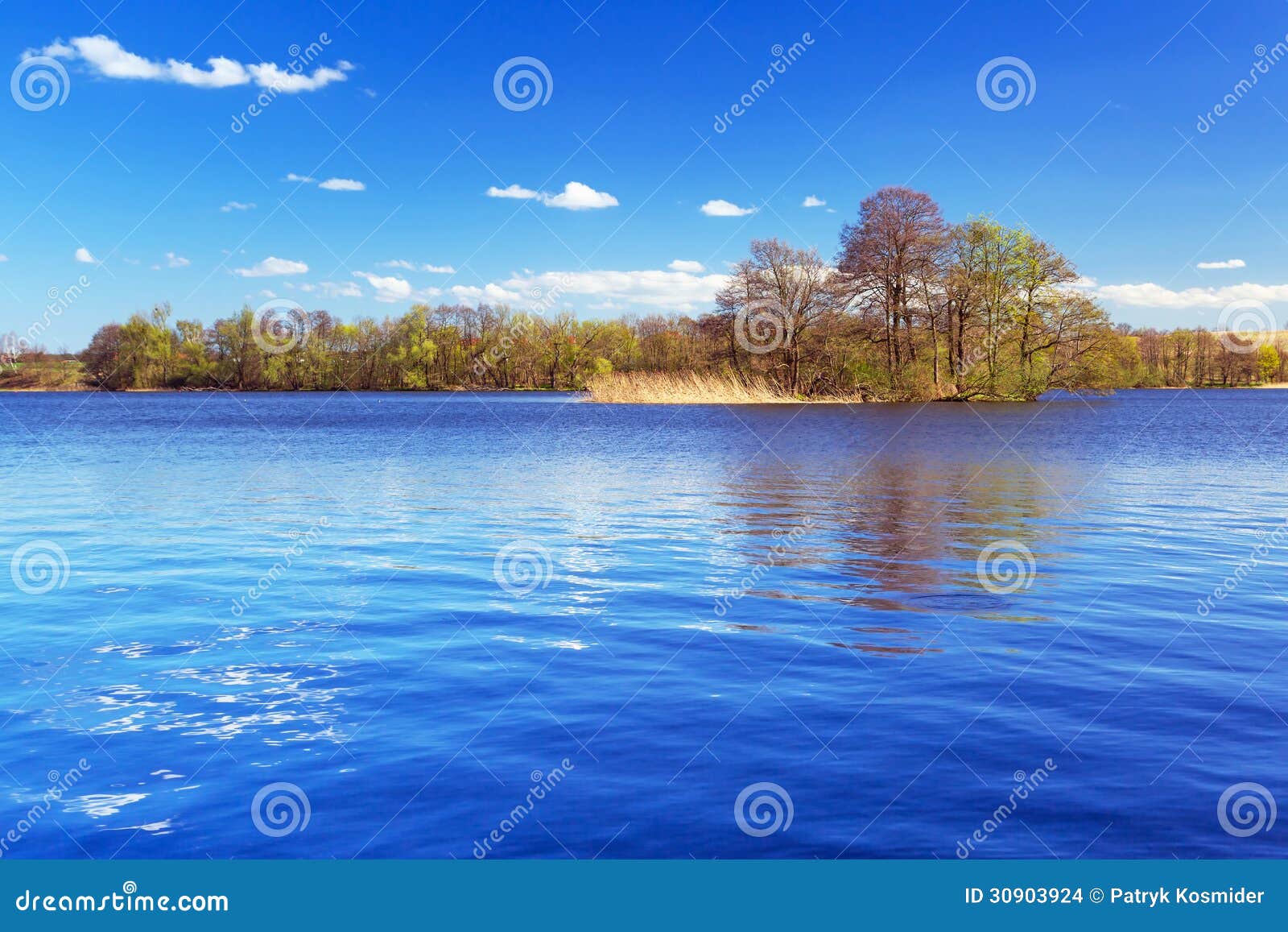 Idyllic Scenery of the Lake Stock Photo - Image of crystal, panoramic ...