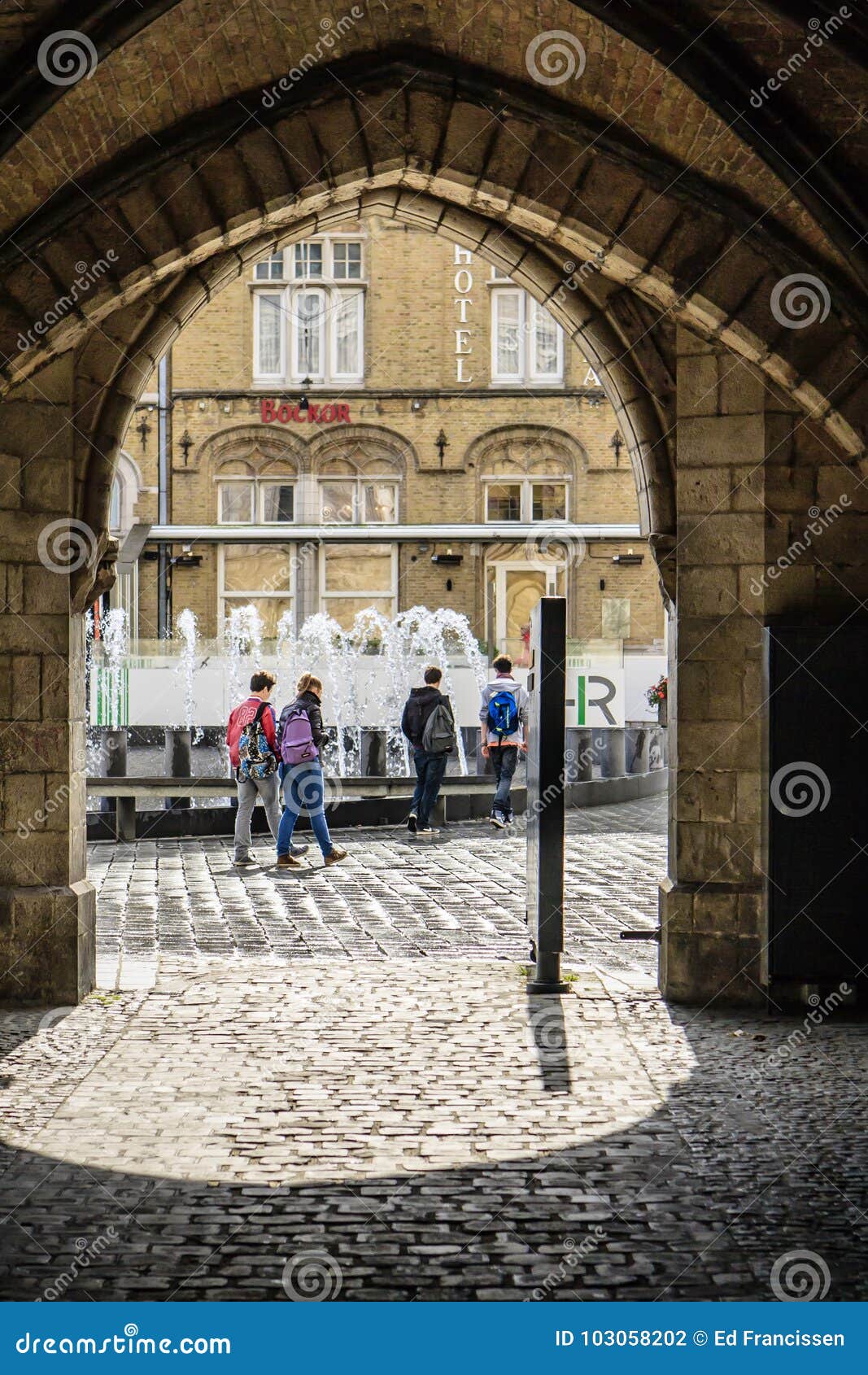 Ieper, Ypres, België redactionele fotografie. Image of post - 103058202