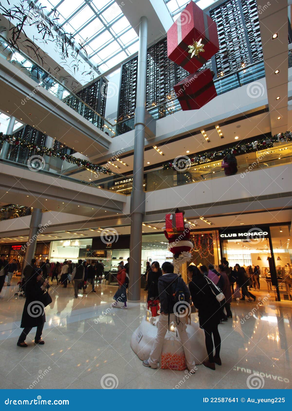 IFC Mall editorial photo. Image of chinese, shops, asian - 22587641