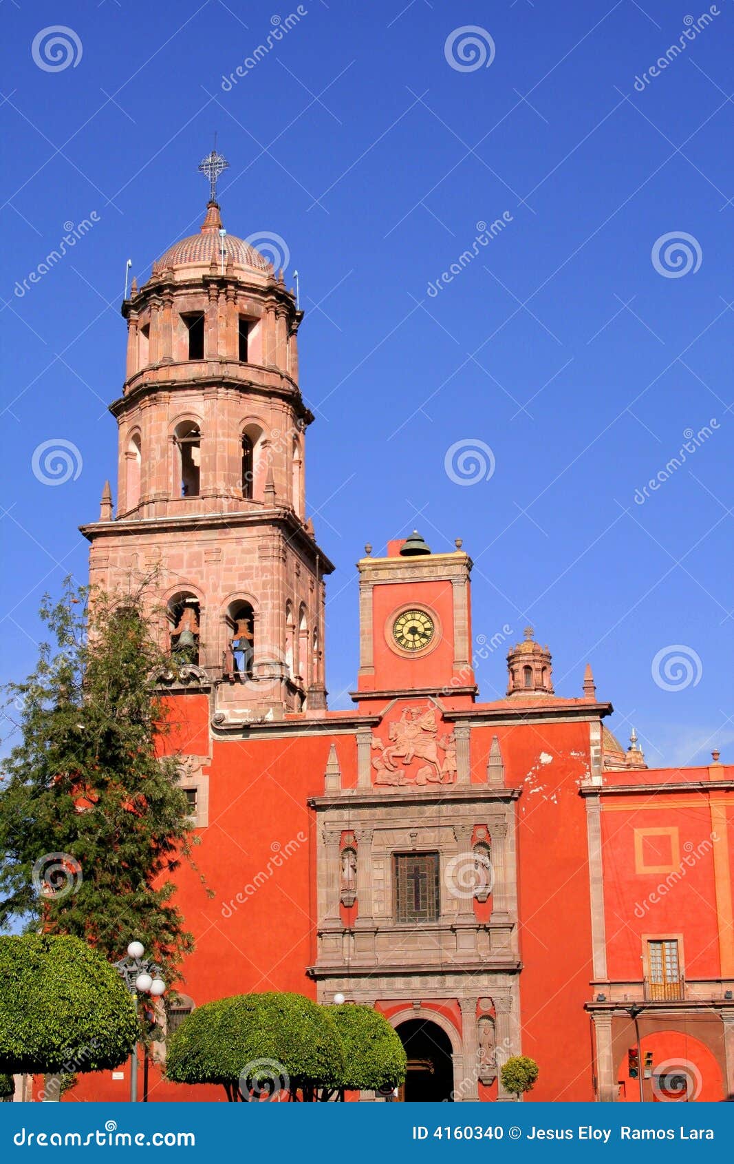Iglesia de San Antonio foto de archivo. Imagen de ciudades - 4160340