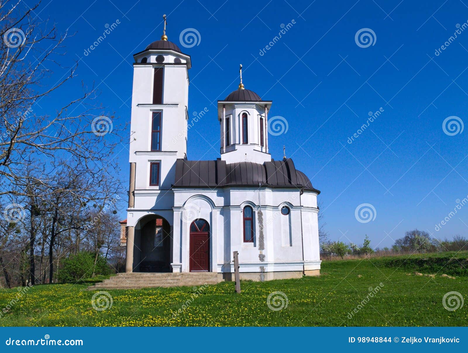 Iglesia En El Monasterio Privina Complejo Glava, Sid, Serbia Foto de ...