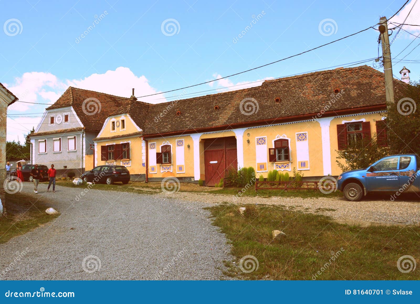 Iglesia Sajona Medieval Fortificada En Codlea, Transilvania Foto ...
