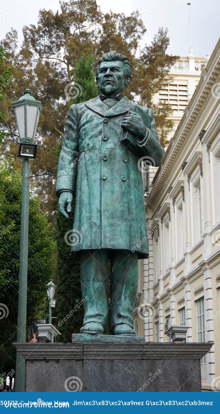 Ignacio Manuel Altamirano stock afbeelding. Image of metaal - 98450503