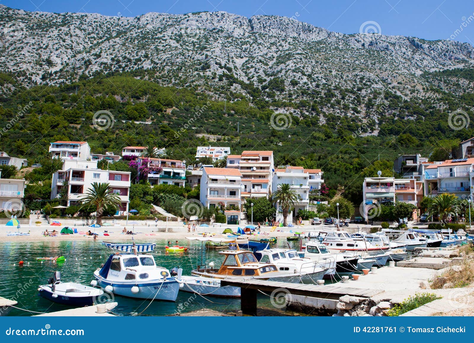 Igrane editorial photo. Image of adriatic, coastal, color - 42281761