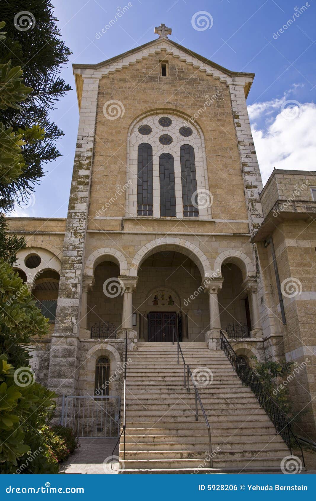 Igreja de Latrun foto de stock. Imagem de arco, templo - 5928206