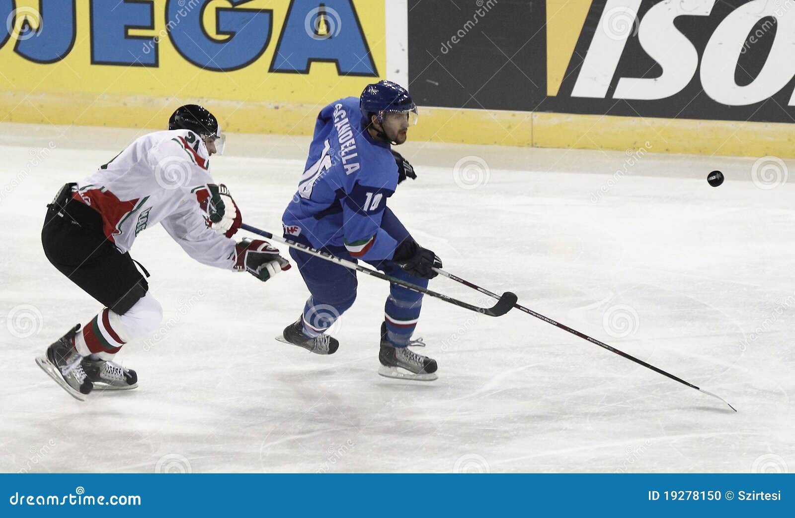 IIHF World Championship editorial image. Image of fight - 19278150
