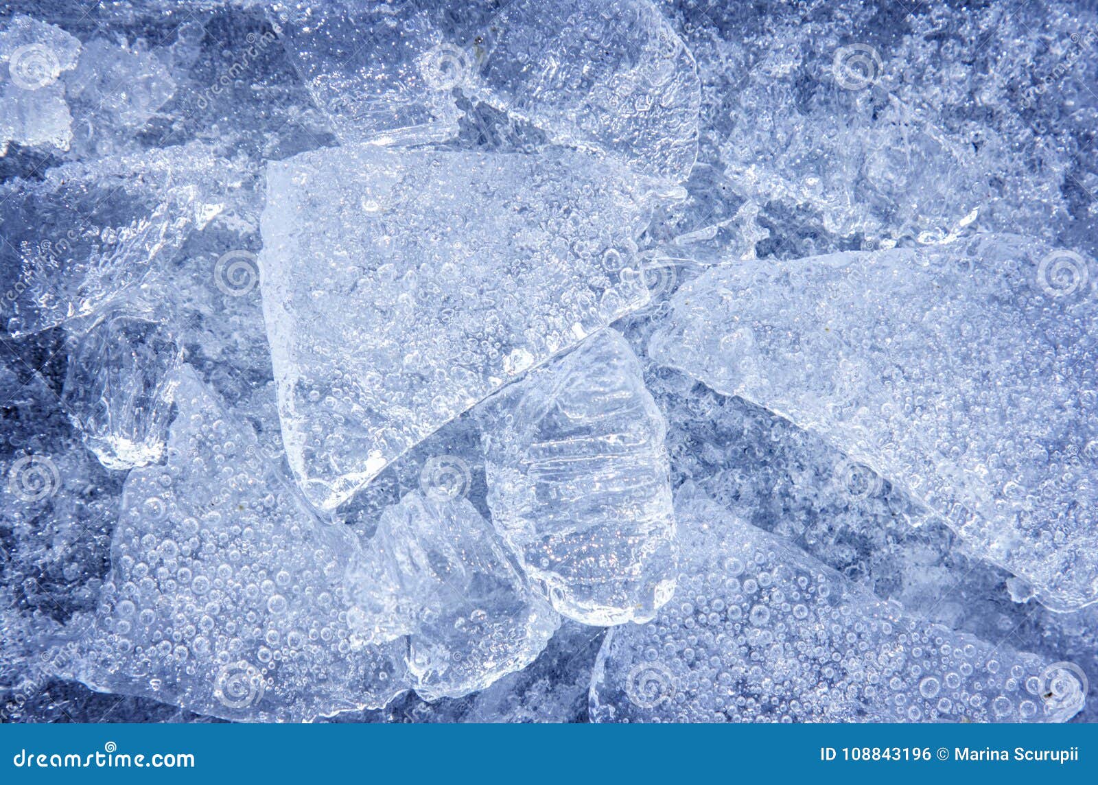 Ijs blauwe achtergrond stock foto. Image of winter, samenvatting ...