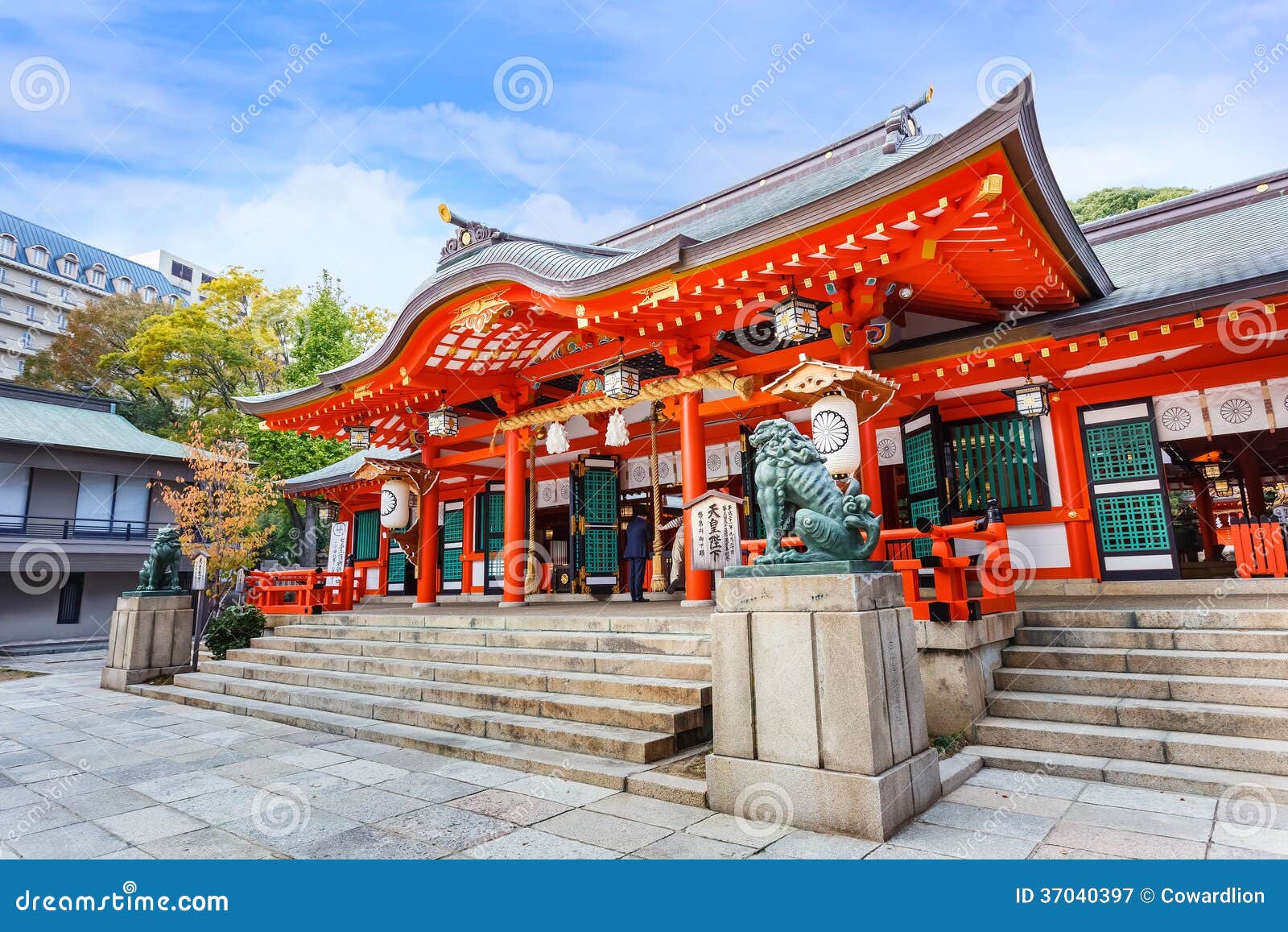 Ikuta-jinja Shrine in Kobe editorial photography. Image of religious ...