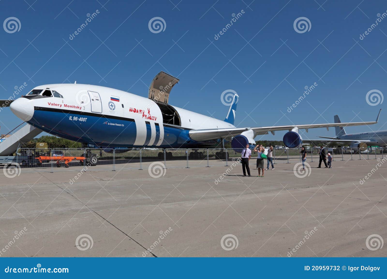 Ilyushin Il-62 Plane Royalty-Free Stock Photography | CartoonDealer.com ...