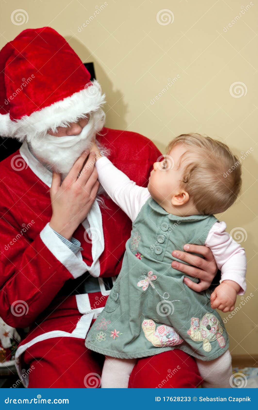 Il Babbo Natale e bambino immagine stock. Immagine di bambino - 17628233