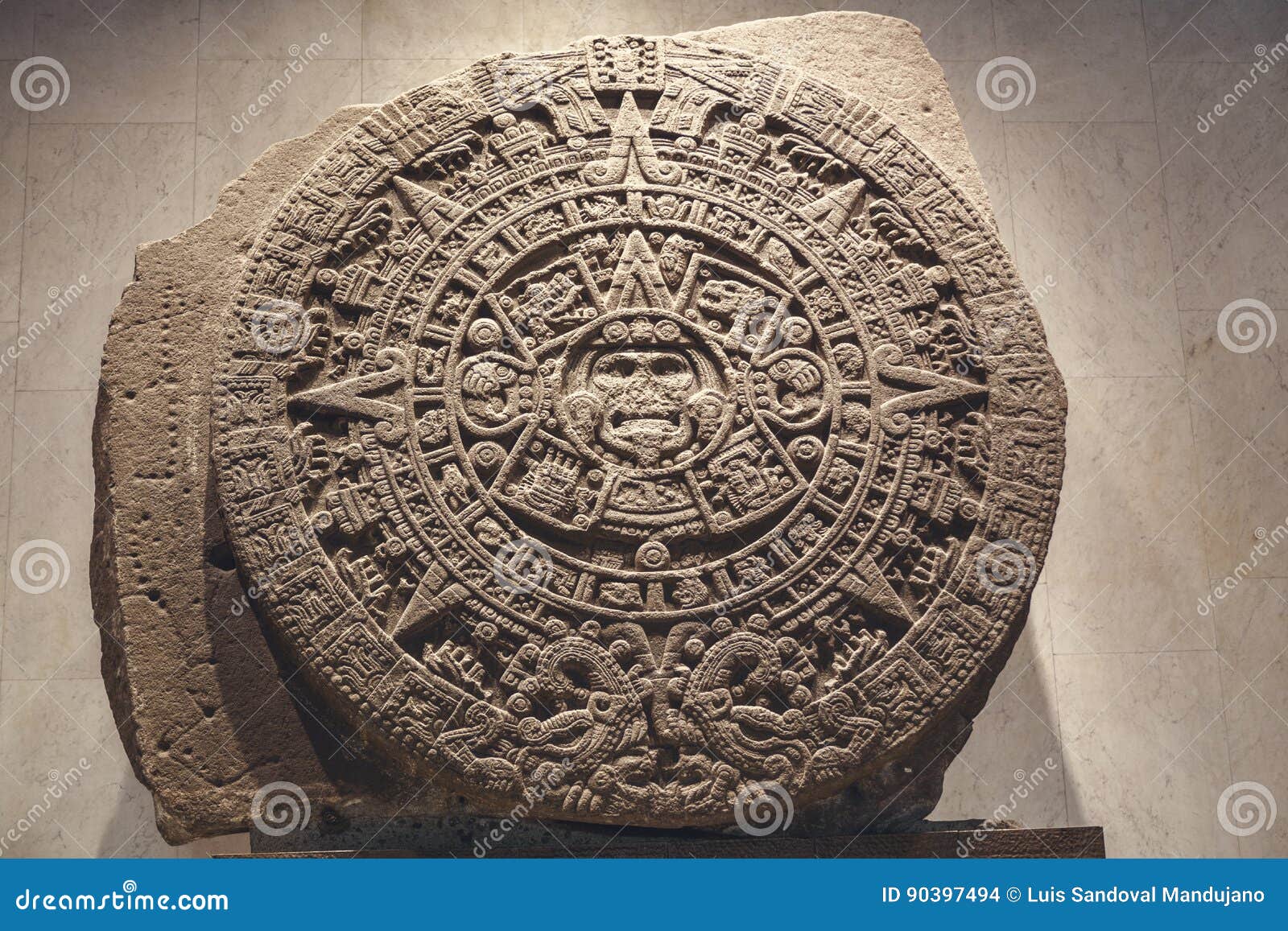 Il calendario azteco immagine stock editoriale. Immagine di antico ...