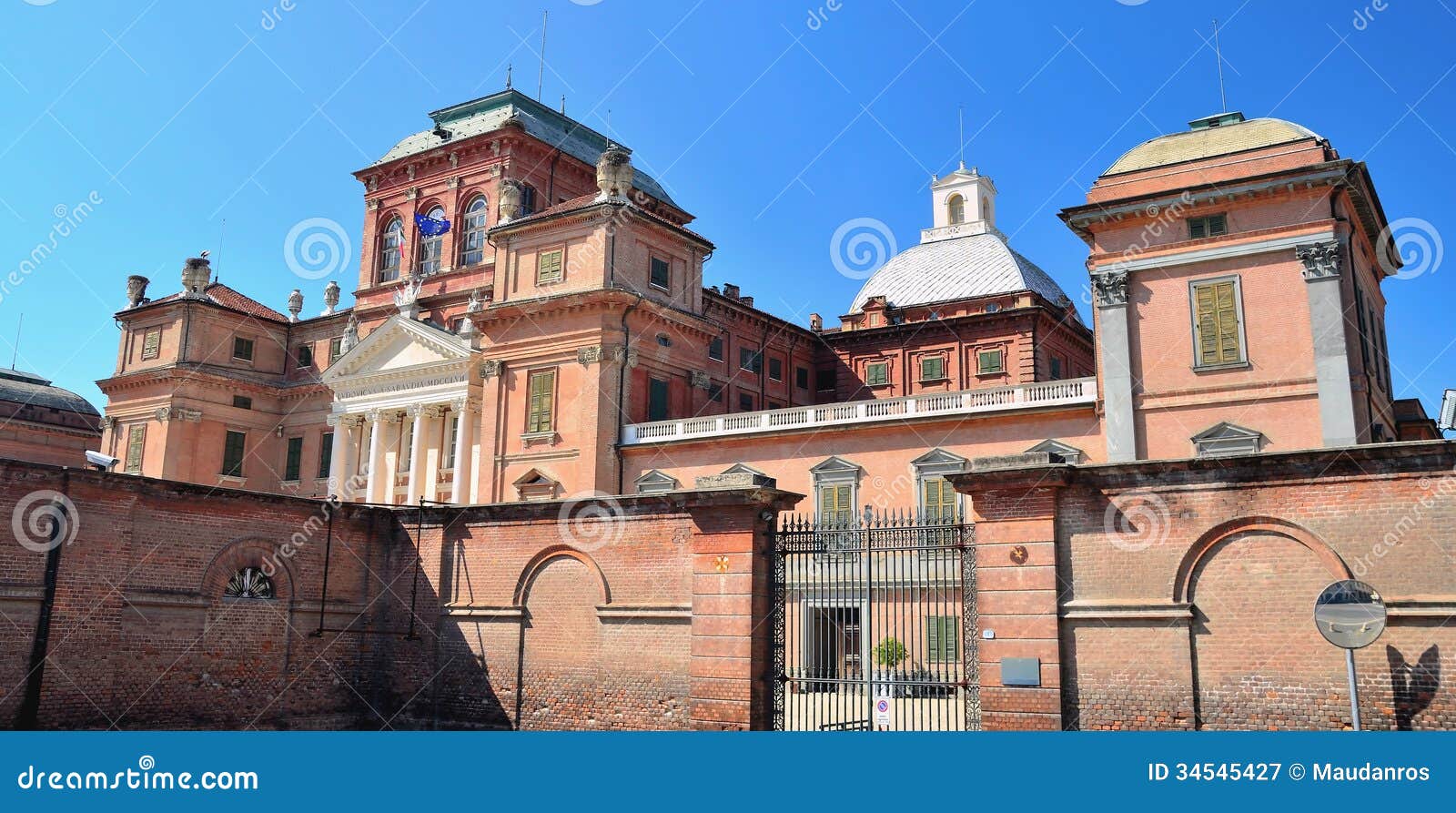Il Castello Reale Di Racconigi, Immagine Stock - Immagine di vista ...