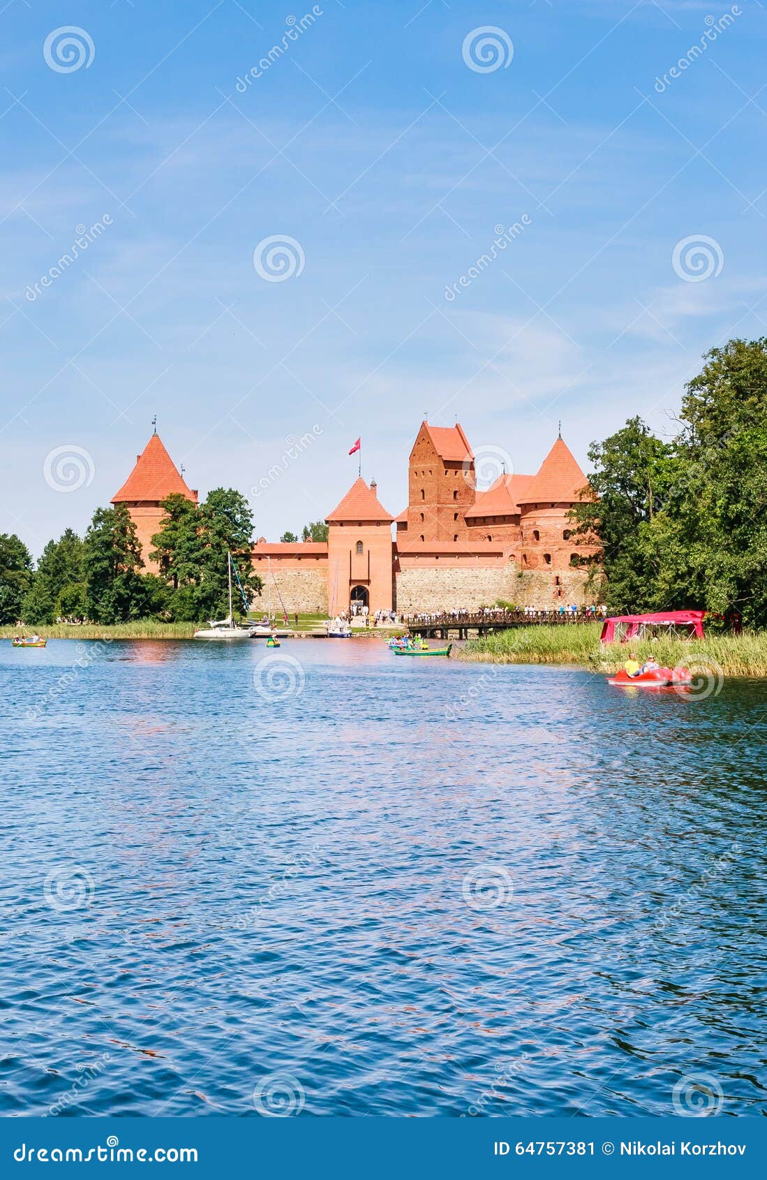 Il Castello Sull'isola Trakai, Lituania Fotografia Editoriale ...