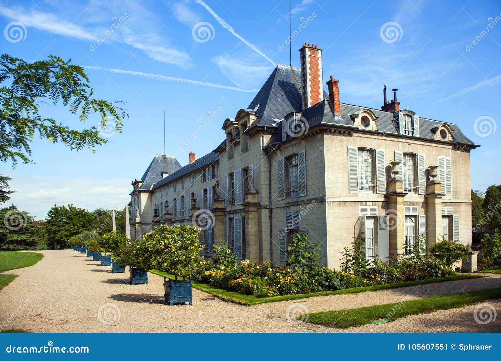 Il ChÃ¢teau de Malmaison immagine stock. Immagine di residenza - 105607551