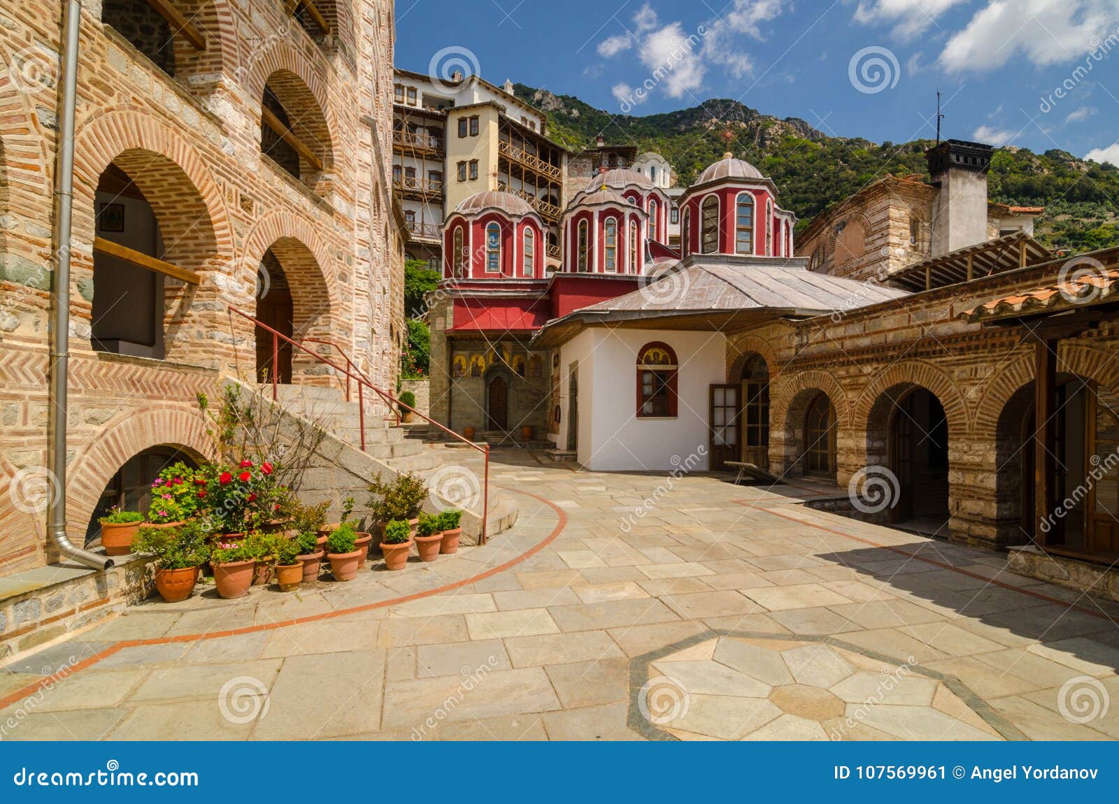 Il Monastero Di Osiou Gregoriou, Il Monte Athos Immagine Stock ...
