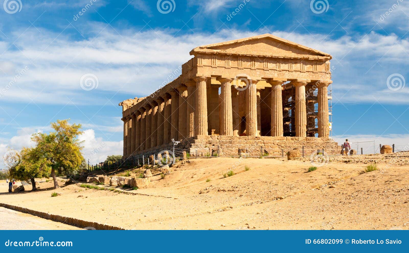 Il Tempio Greco Di Concordia a Agrigento (Sicilia) Immagine Stock ...