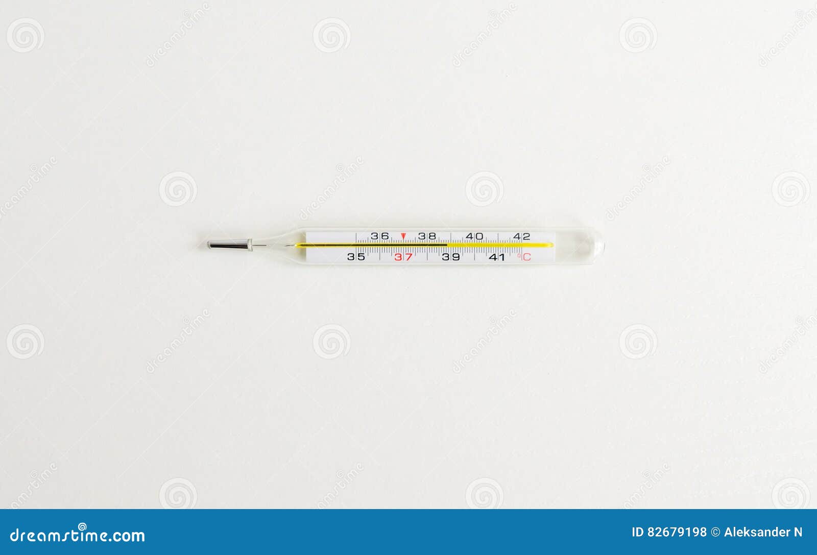 Il Termometro Con Una Temperatura Fotografia Stock - Immagine di medico ...