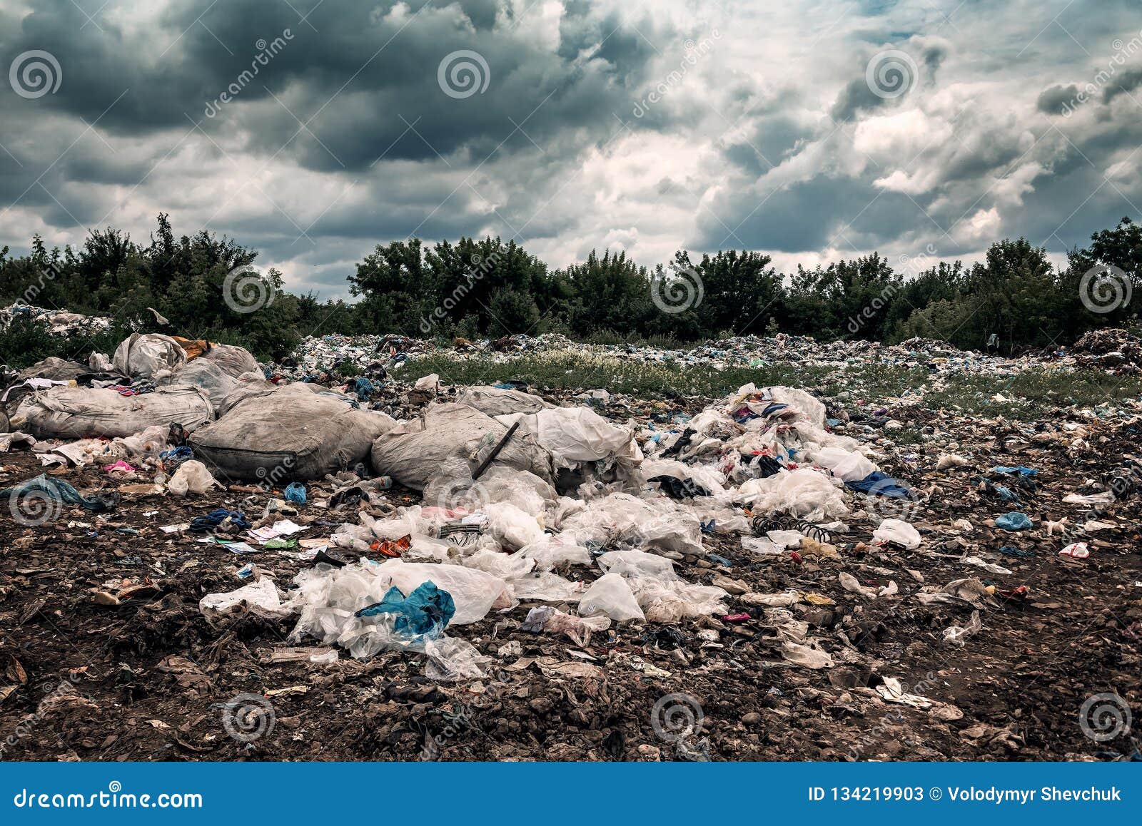 Illegal plastic dump stock image. Image of horizontal - 134219903