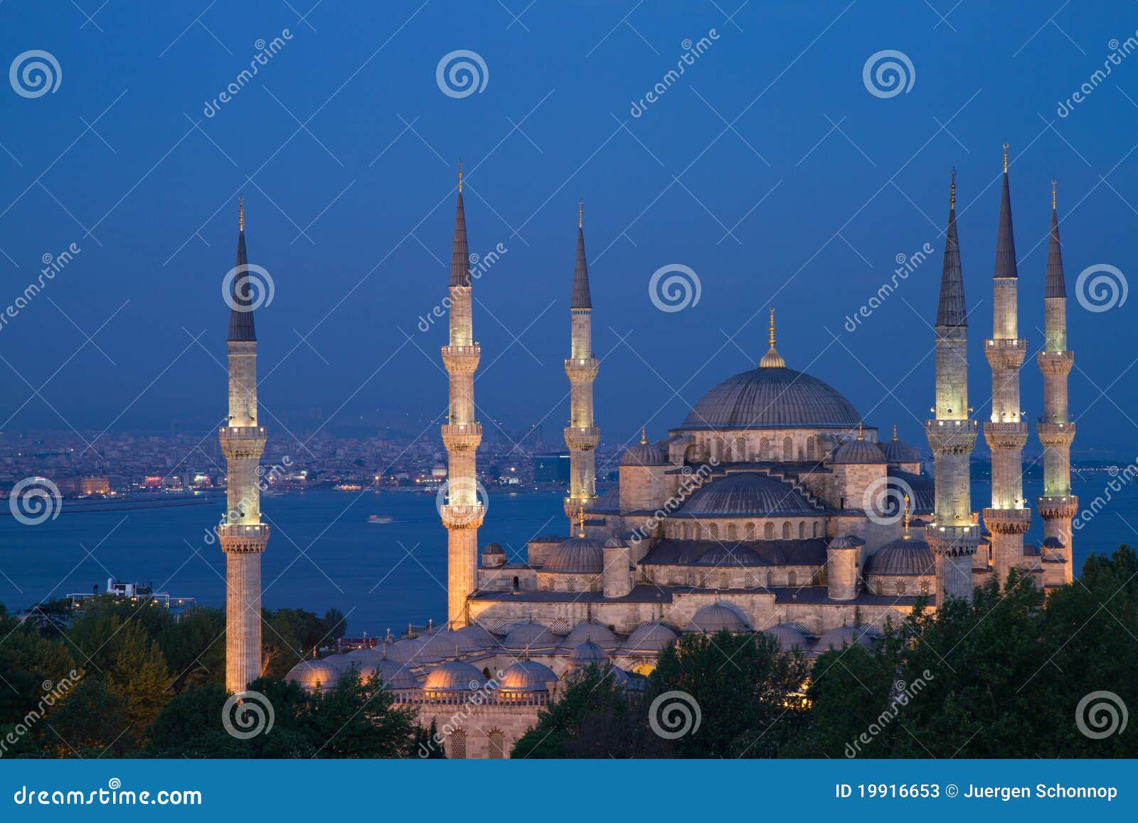 Illuminated Blue Mosque during the Blue Hour Stock Image - Image of ...