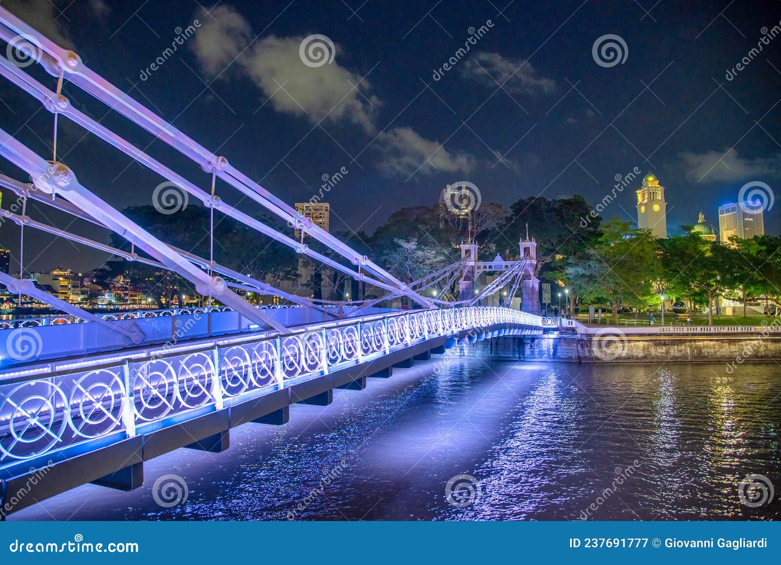 Illuminated Bridge at Night Along Singapore River Editorial Photography ...