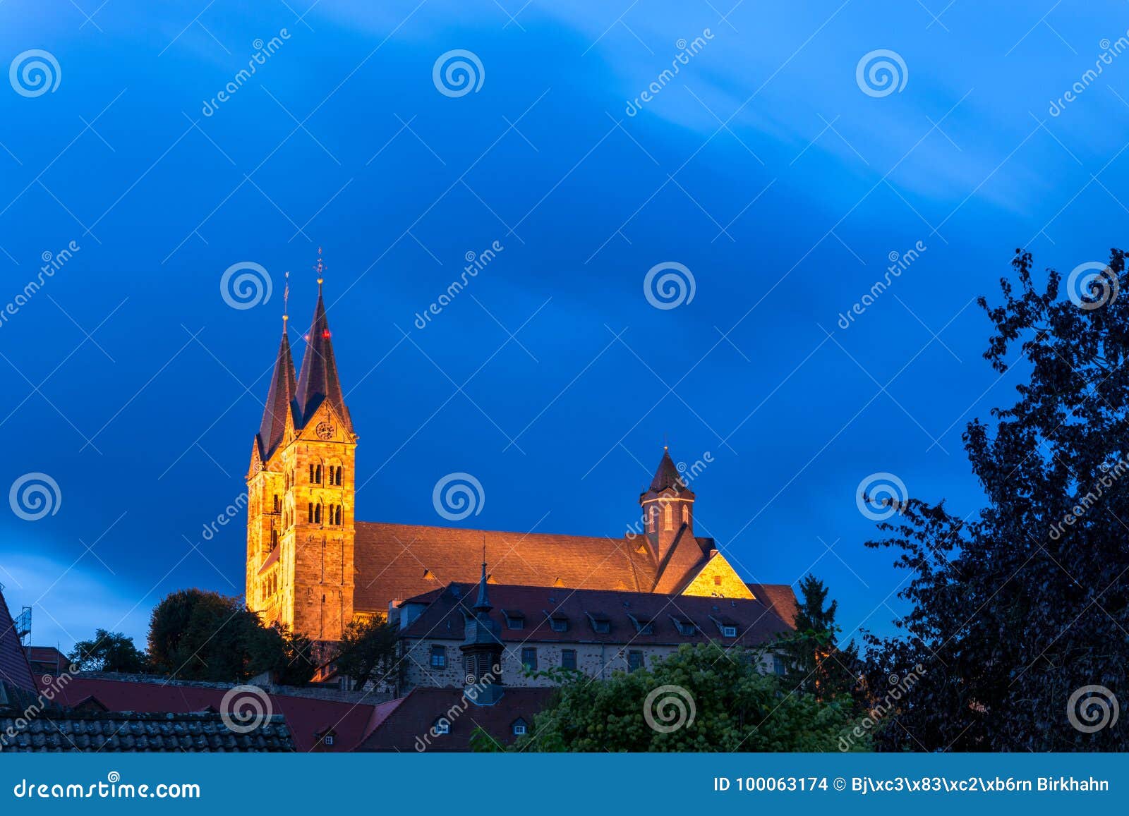 The Illuminated Cathedral of the Small German Town Fritzlar Stock Photo ...