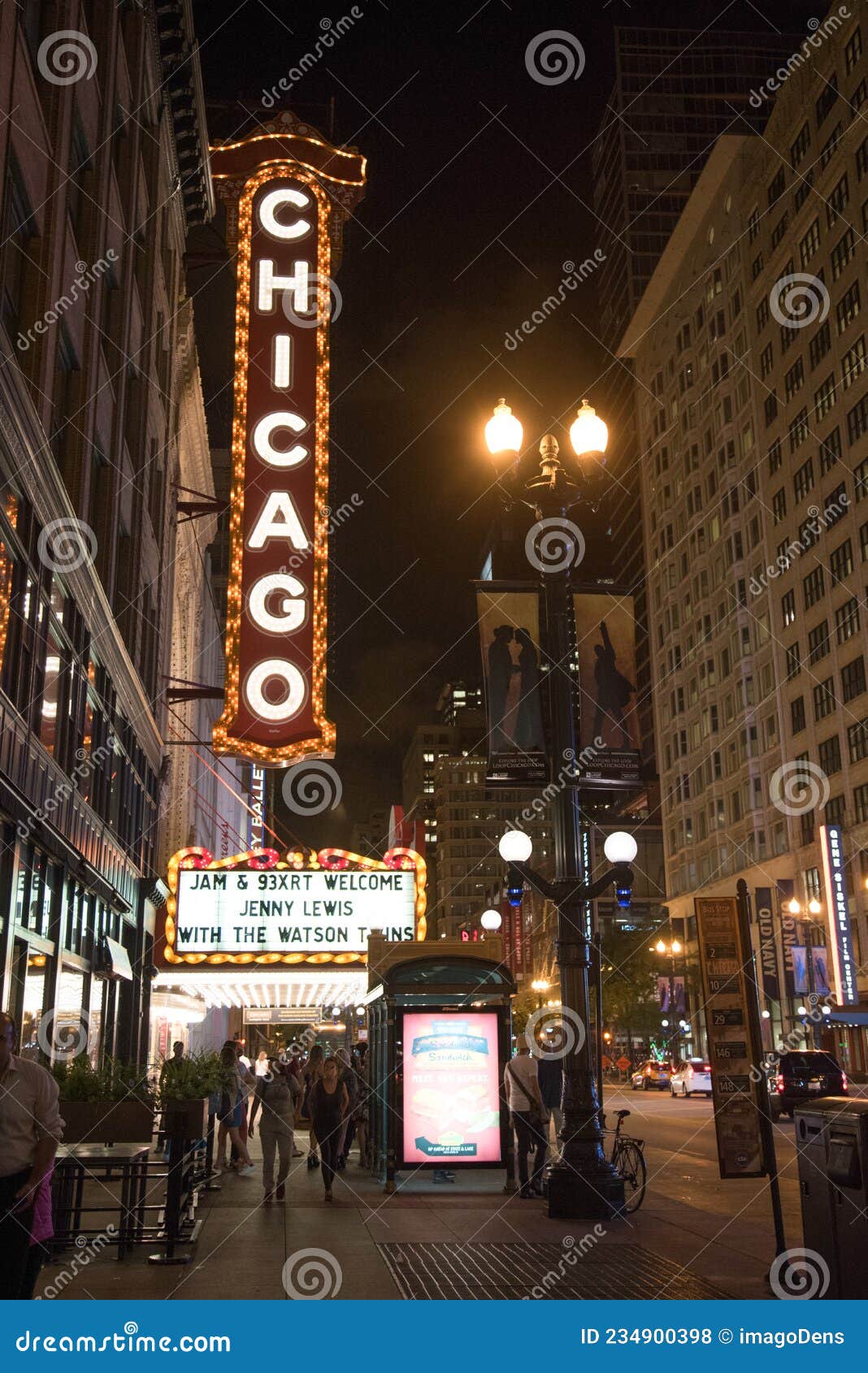 Illuminated Chicago Sign in Downtown Chicago Editorial Stock Photo ...
