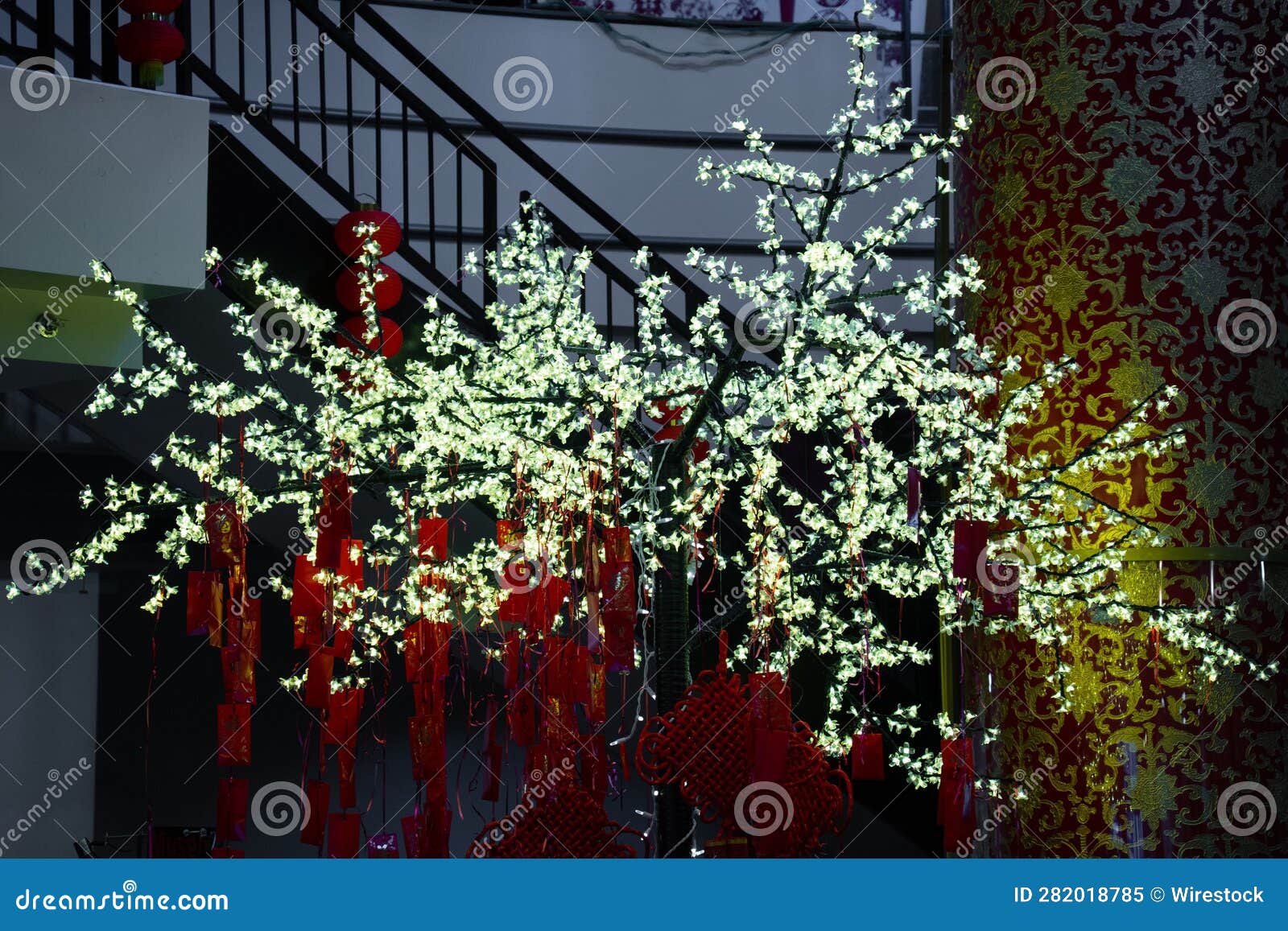 An Illuminated Decorative Tree Stock Image - Image of sparkling, gleam ...