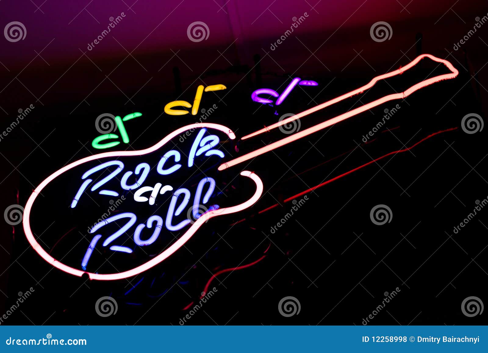 Iluminación fluorescente foto de archivo. Imagen de musical - 12258998