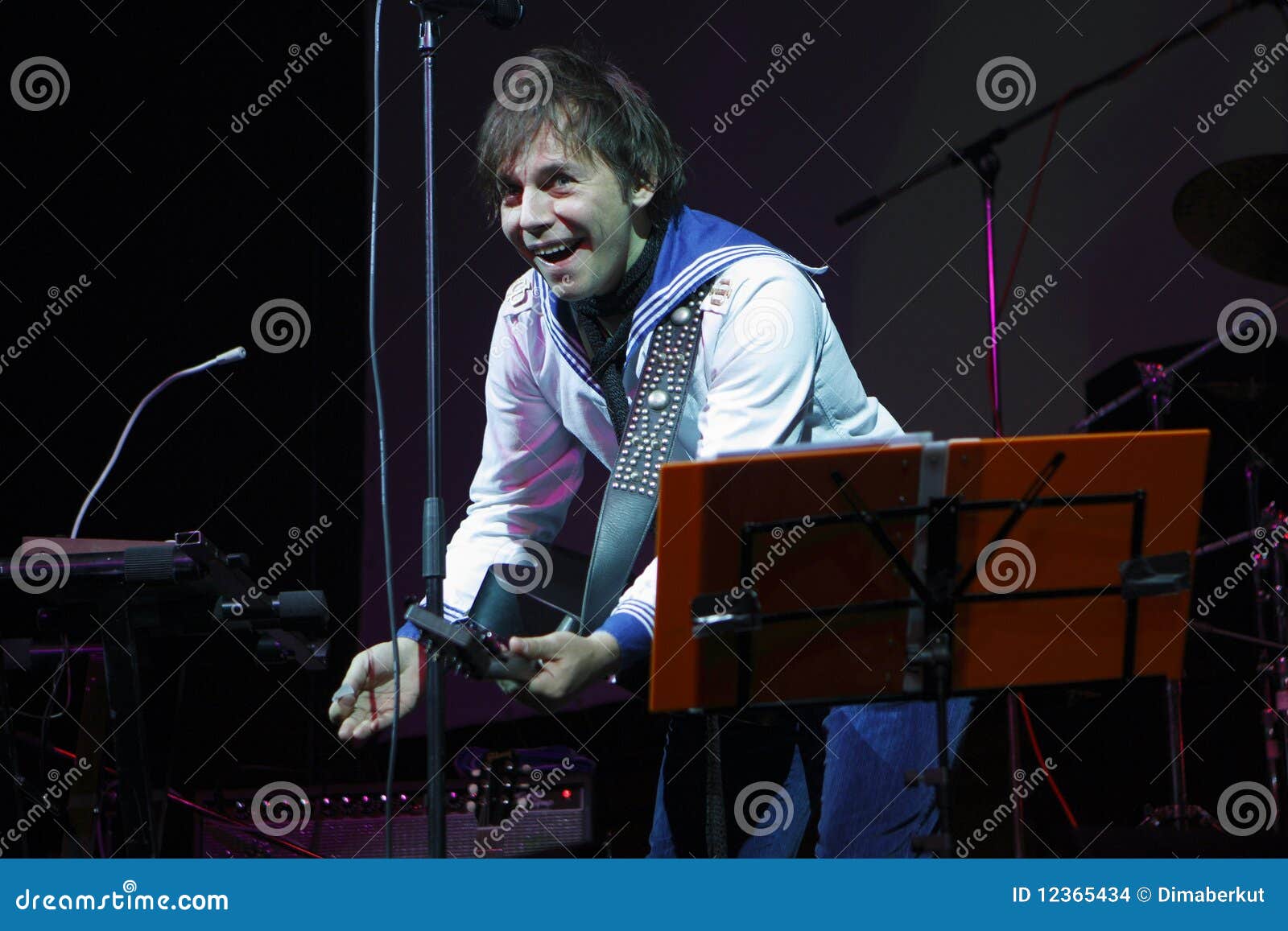 Ilya Lagutenko editorial stock image. Image of concert - 12365434
