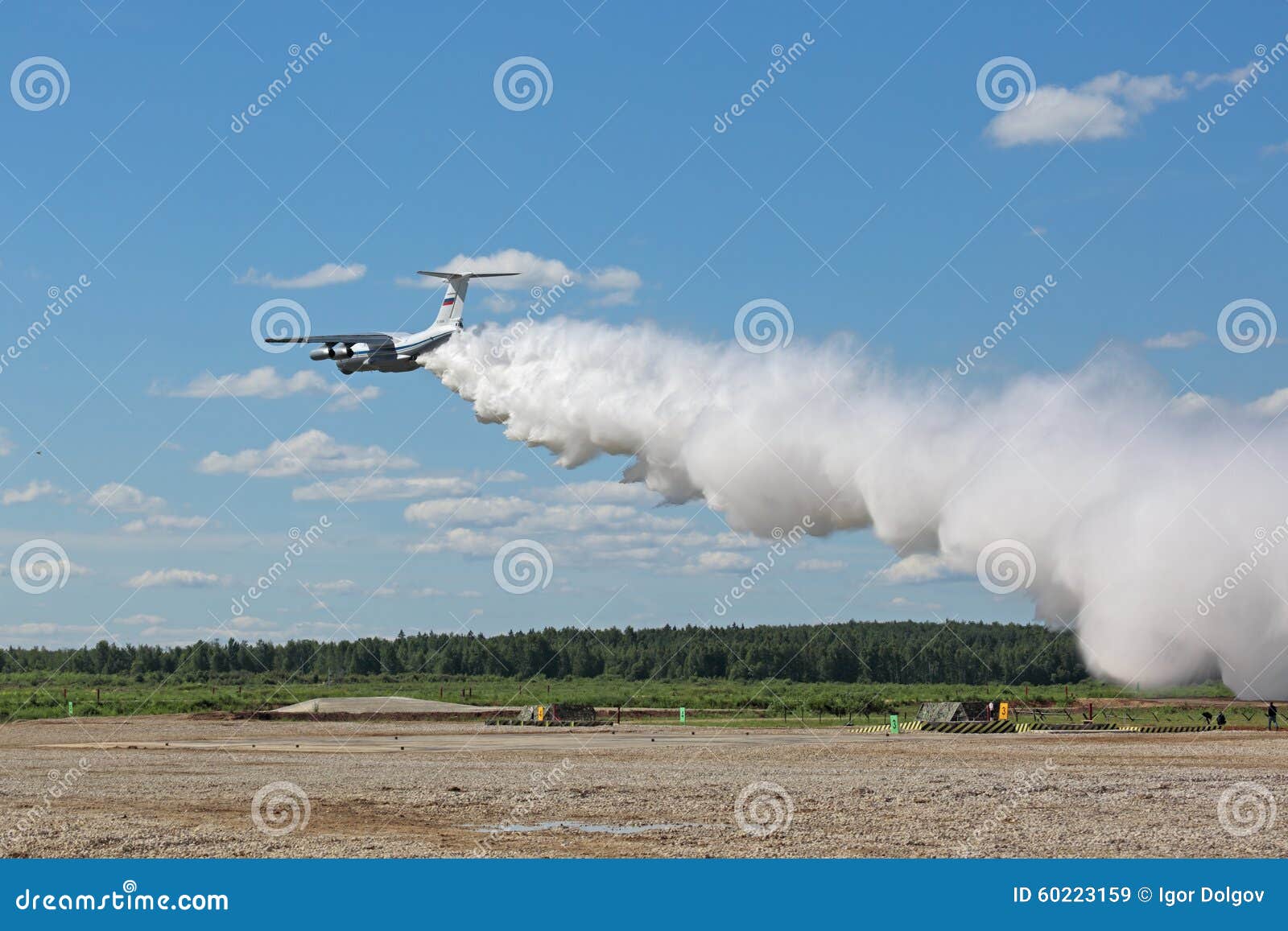 Ilyushin Il-76 imagen de archivo editorial. Imagen de incendio - 60223159