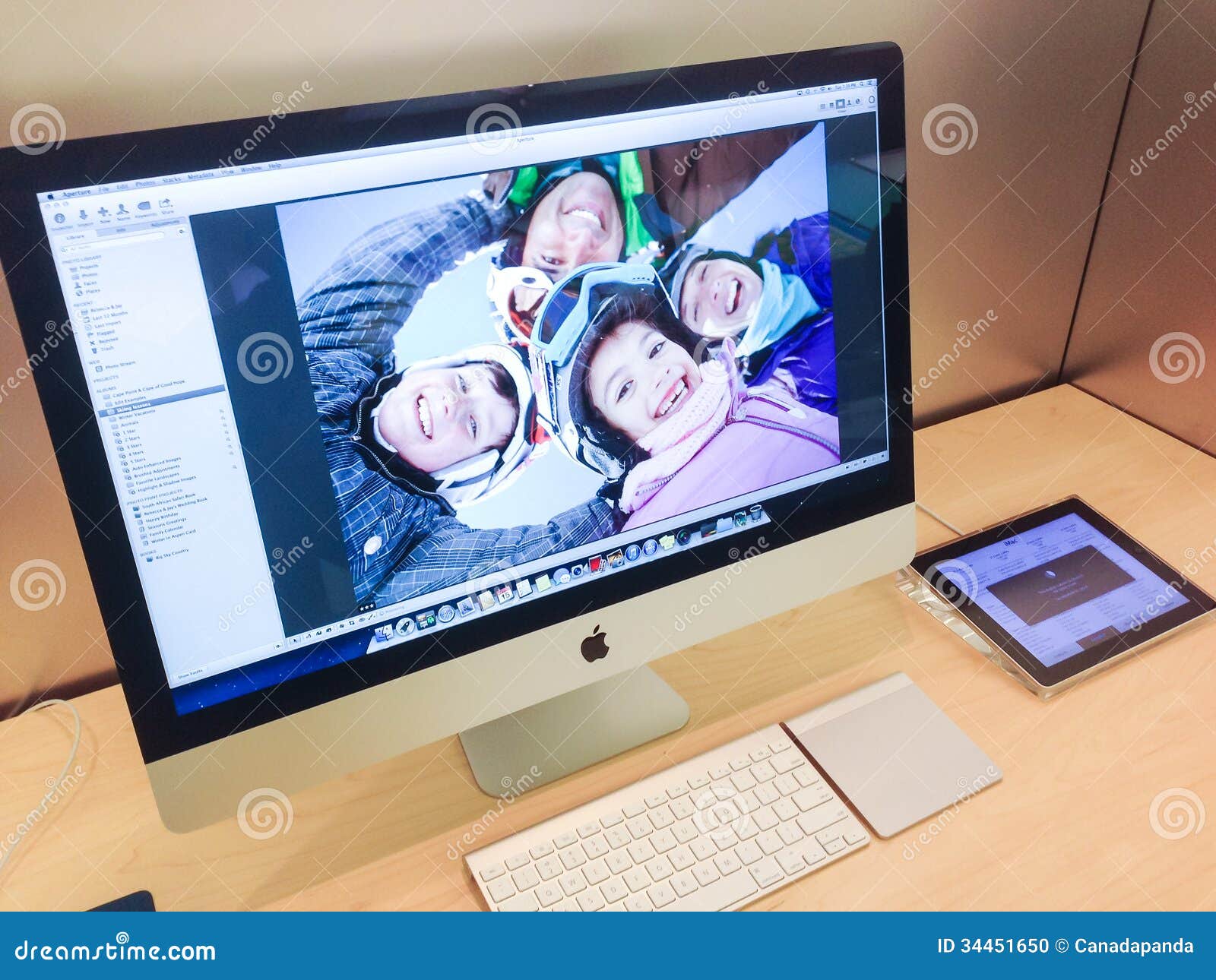 IMac editorial image. Image of retail, branding, tech - 34451650