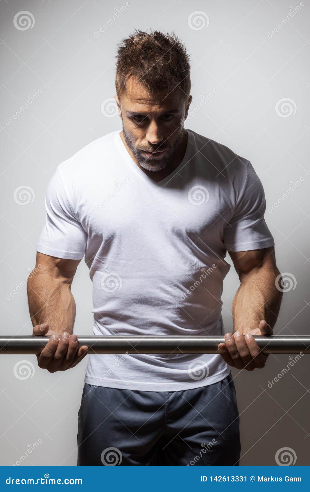 Bearded bodybuilding man stock image. Image of lifestyle - 142613331