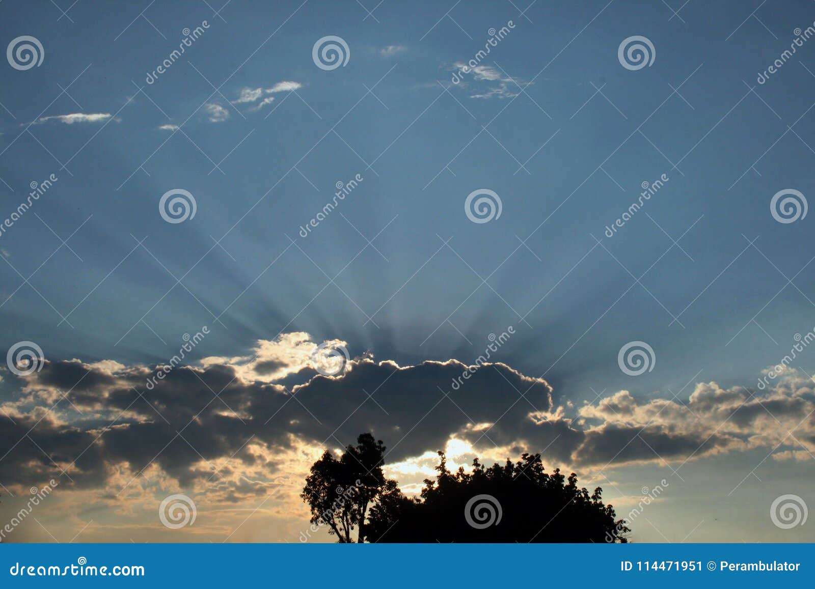 VIEW of SUN RADIATING BEAMS of SETTING SUN Stock Image - Image of black ...