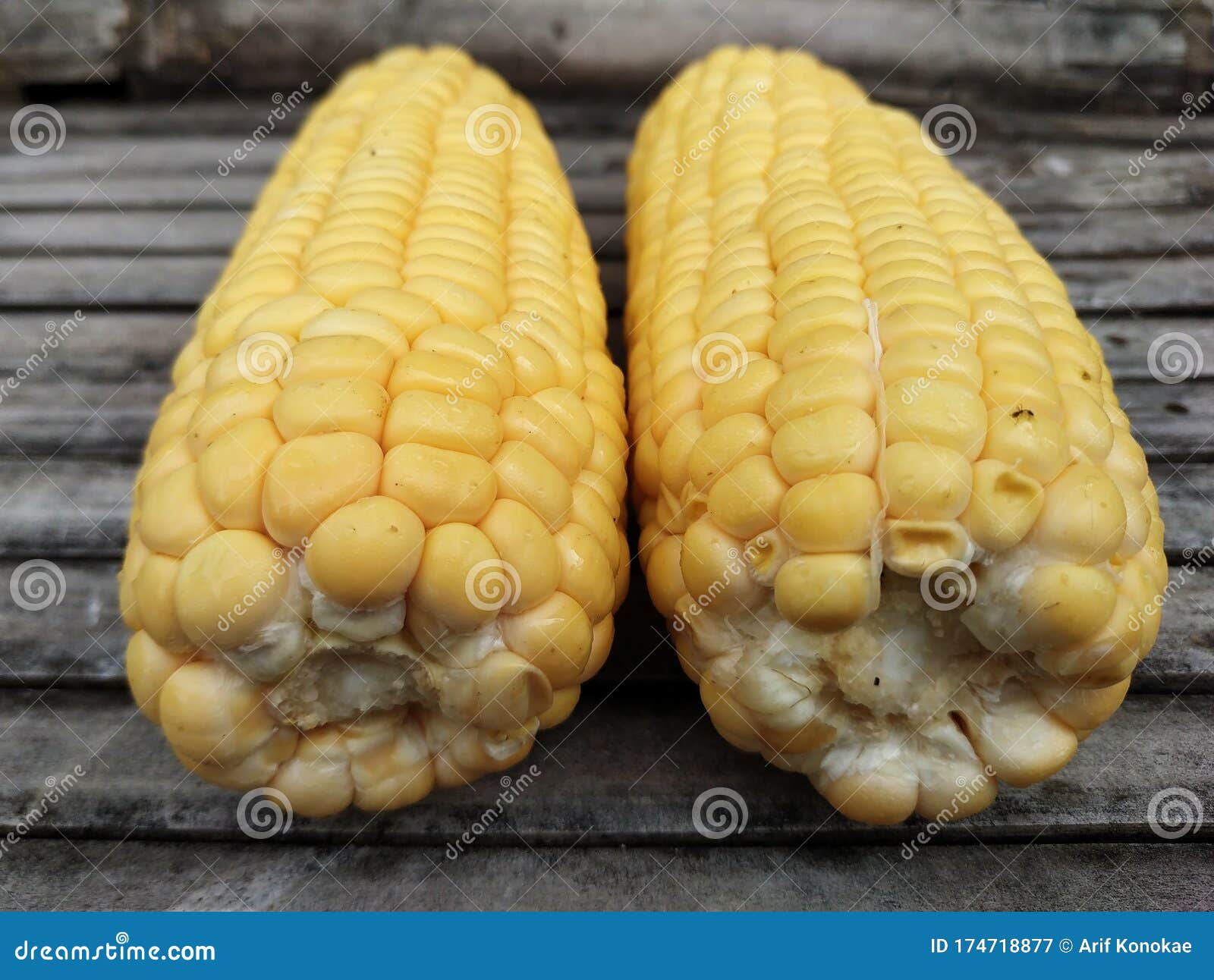 Close Up Jumbo Size of Corn on Bamboo Board Stock Image - Image of ...