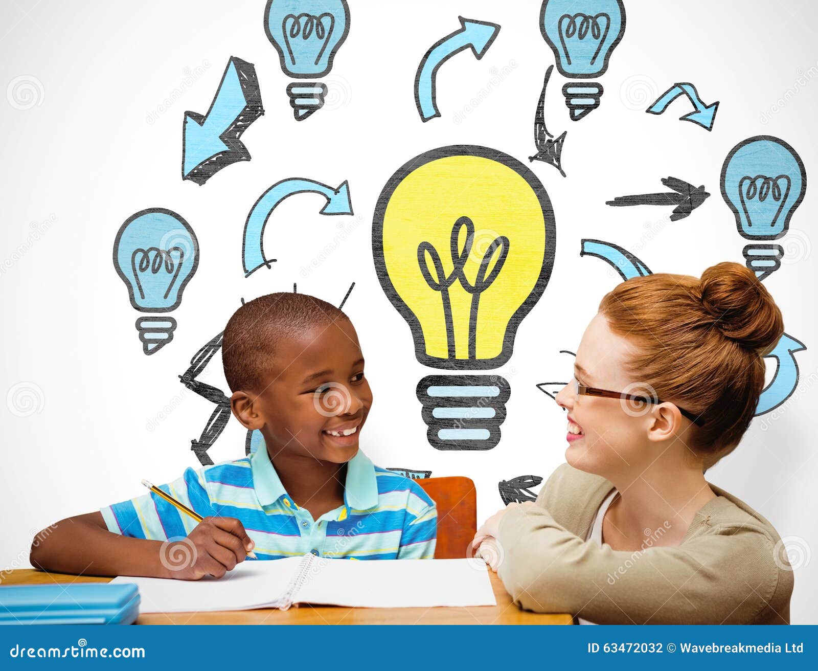 Image Composée D'élève Et De Professeur Heureux Photo stock - Image du ...