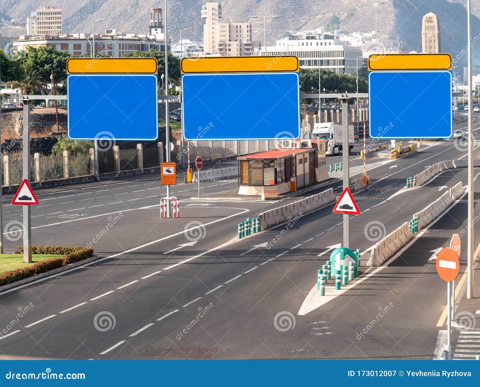 Image of Empty Highway with Blank Road Direction Signs. Place for Your ...