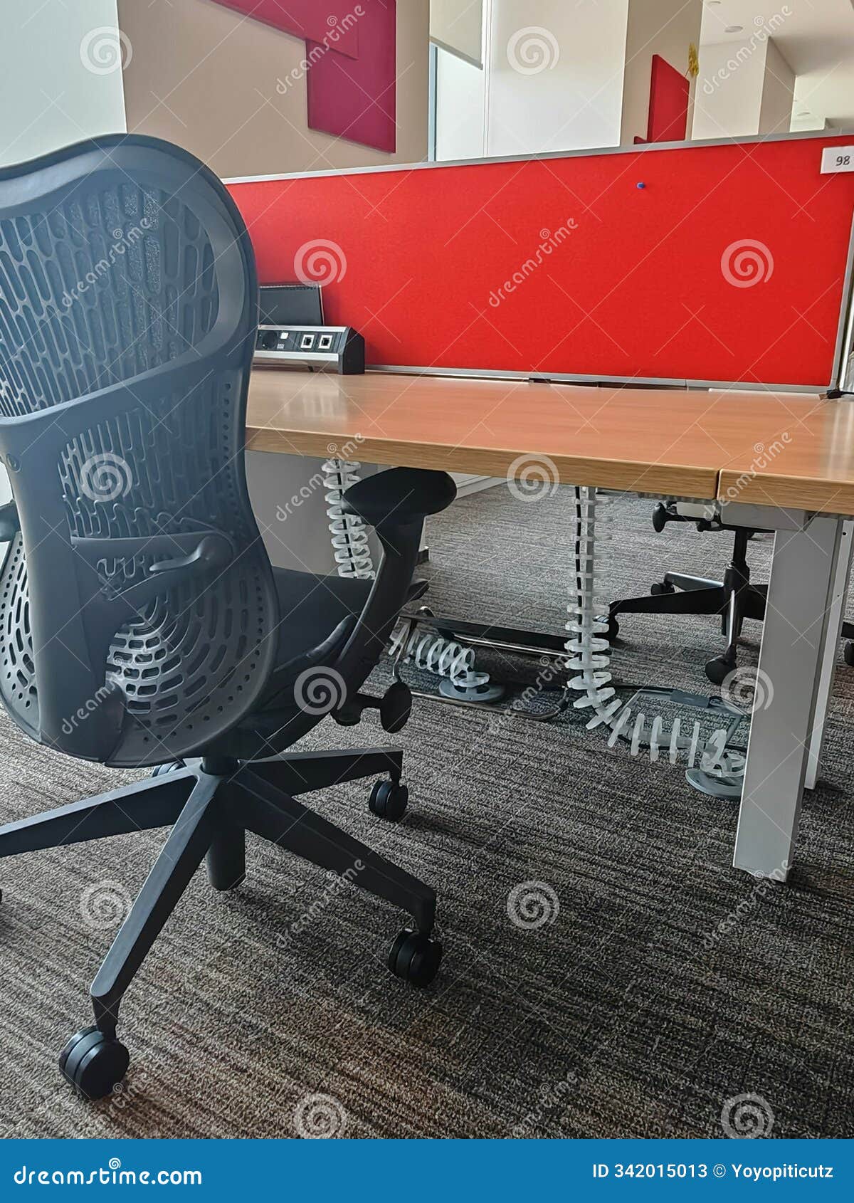Image of empty office desk stock image. Image of yoyopiticutz - 342015013